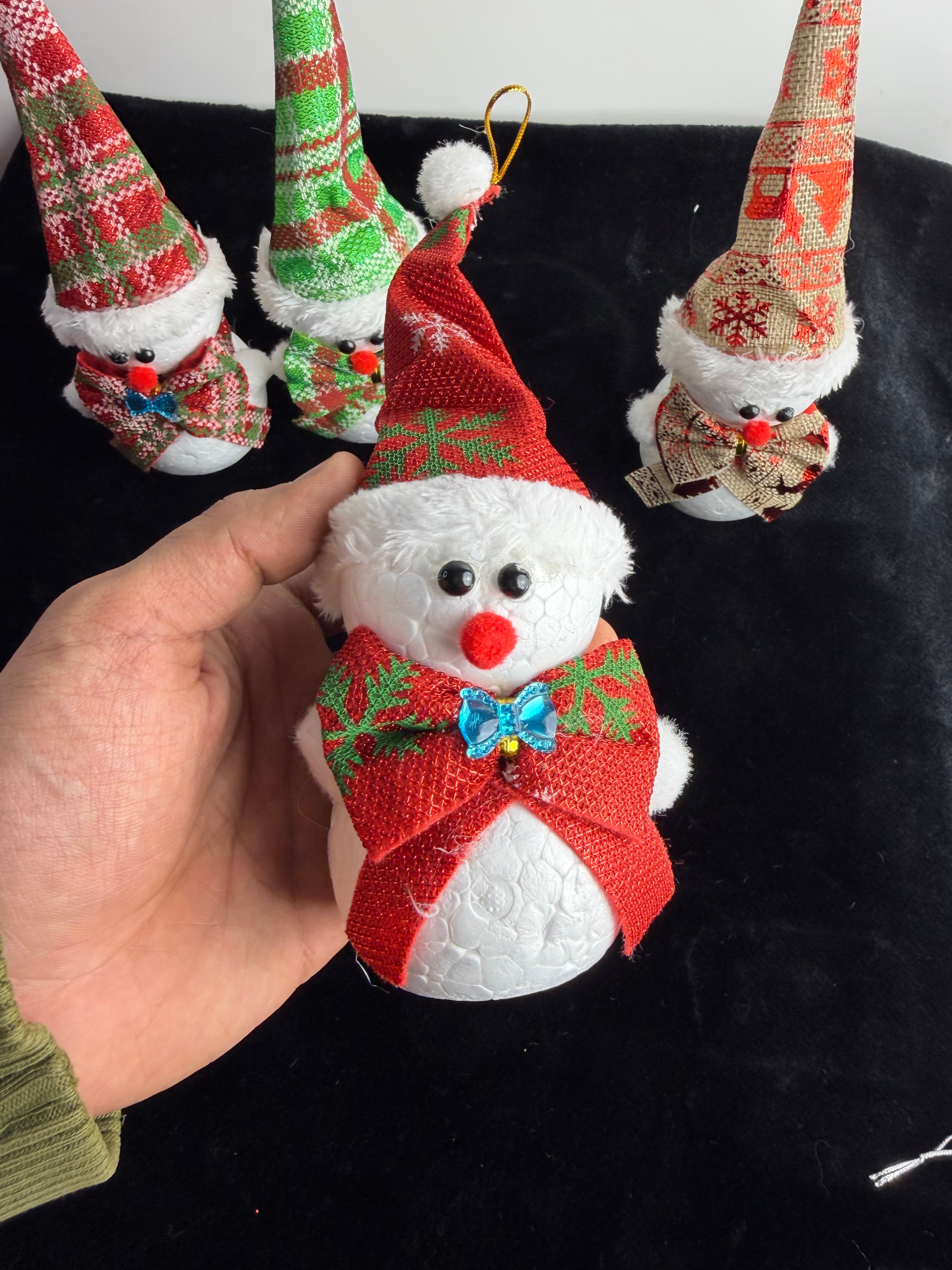 Christmas Snowman (1 Random) DM39 – Wick and Pour