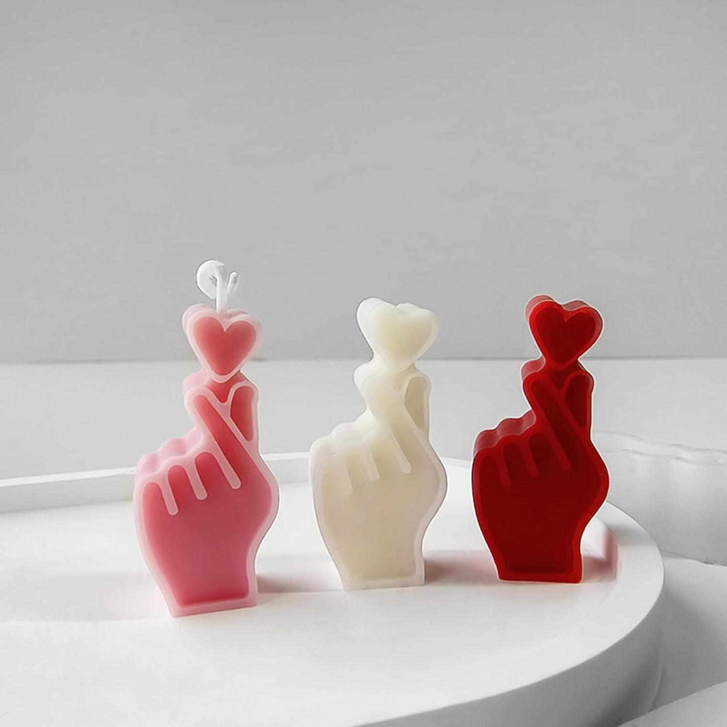 Heart On Finger Mould Large CM493 – Wick and Pour
